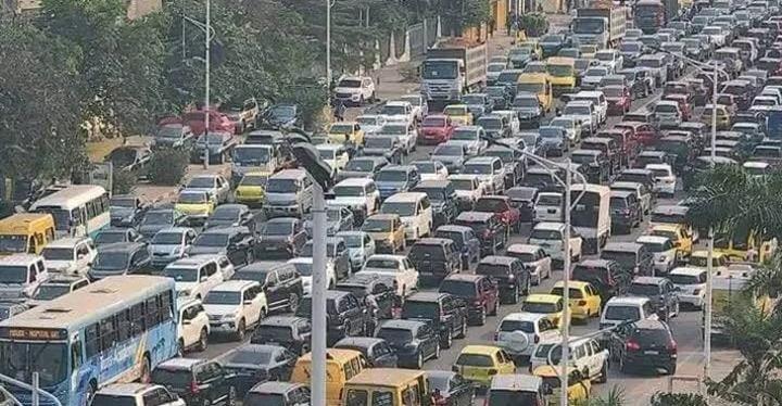 Kinshasa : les embouteillages, une réponse organisée à la nouvelle ...