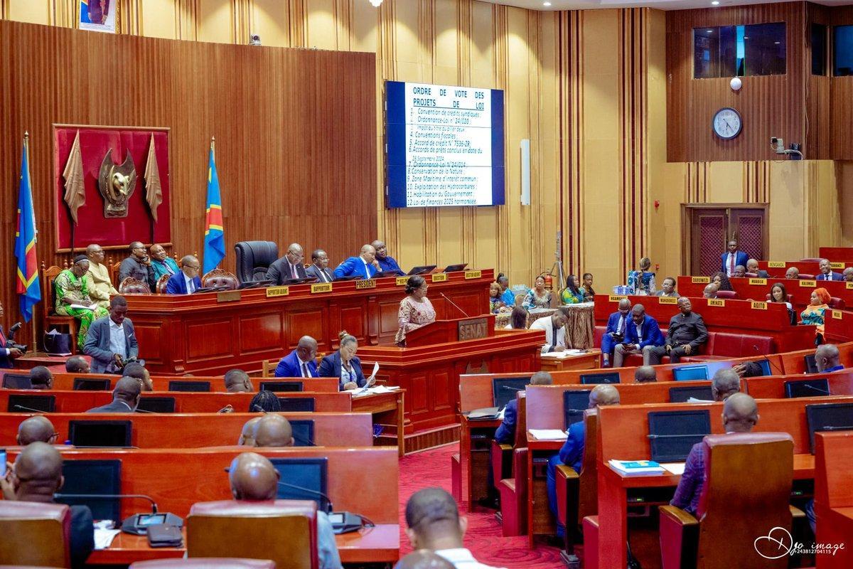 Sénat Proroge État de Siège Dans Deux Provinces RDC - Congo-kinshasa