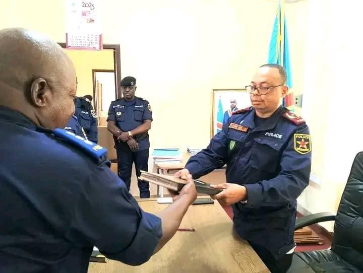 Kongo-Central: Nouveau Commandant de la PNC À Matadi - Congo-kinshasa