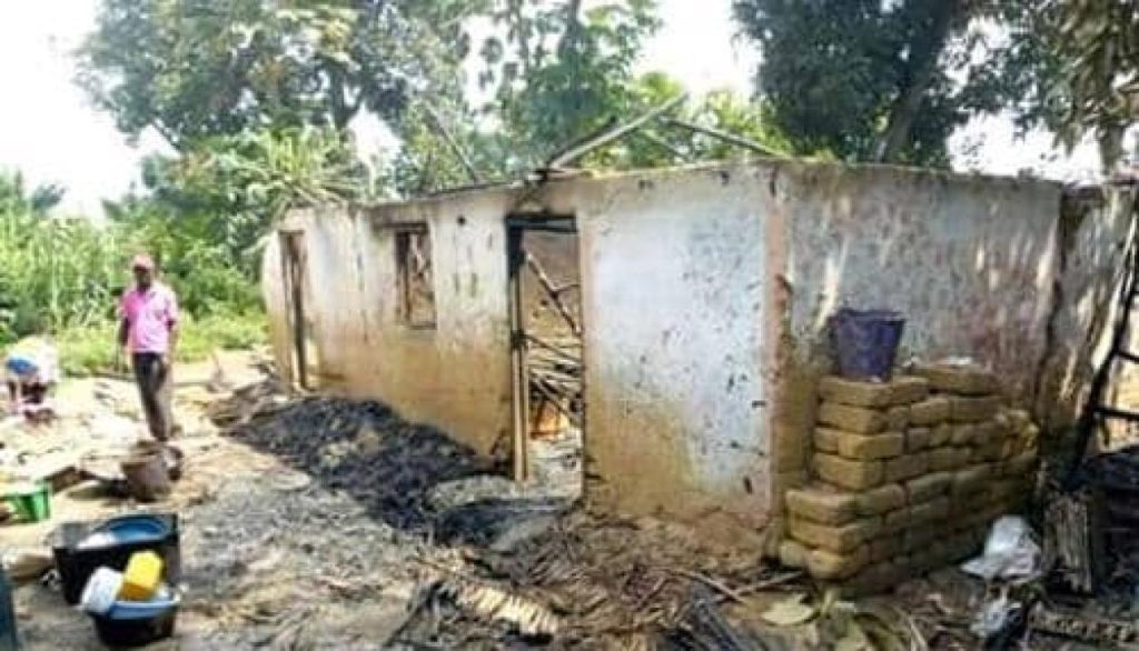 Violences à Bagata: trois morts et maisons incendiées - Congo-kinshasa