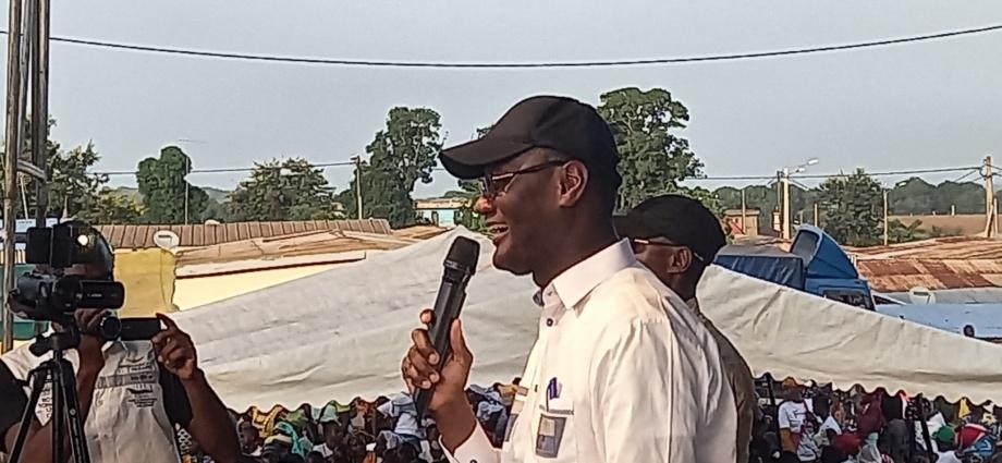 Les populations de la région du Bafing rendent hommage au Président ...