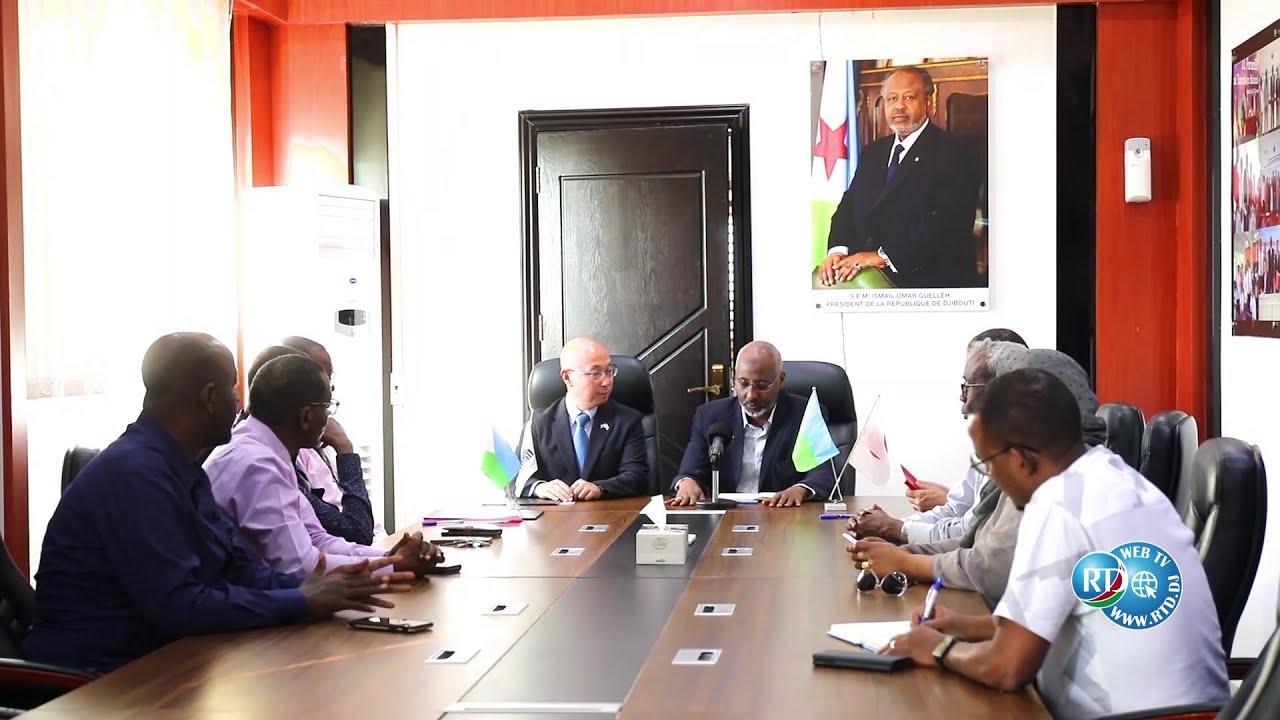 MENFOP : cérémonie de signature pour l’extension du lycée de Mouloud ...