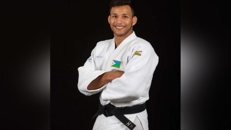 Interview exclusive du judoka Aden Houssein Alexandre : "C'est à la ...