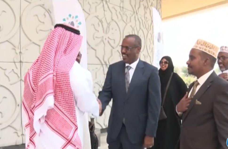 Le ministre Moumin Hassan Barreh à Makkah, en terre sainte, pour le ...