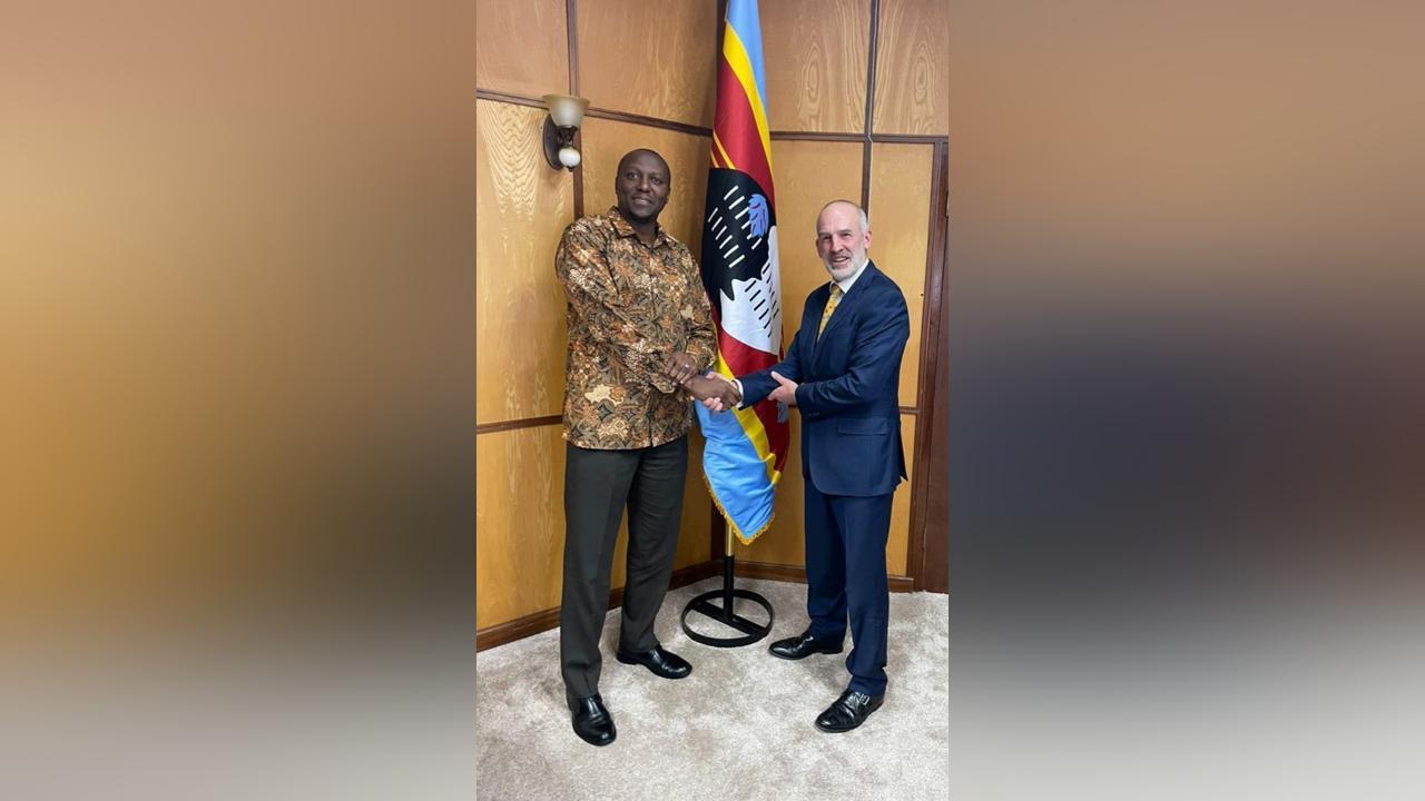 Prime Minister Bids Farewell to Outgoing British High Commissioner ...