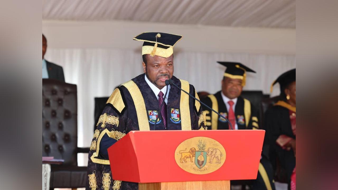 Majestic Moment: King’S Blessing Caps off Uneswa’S 42Nd Graduation ...