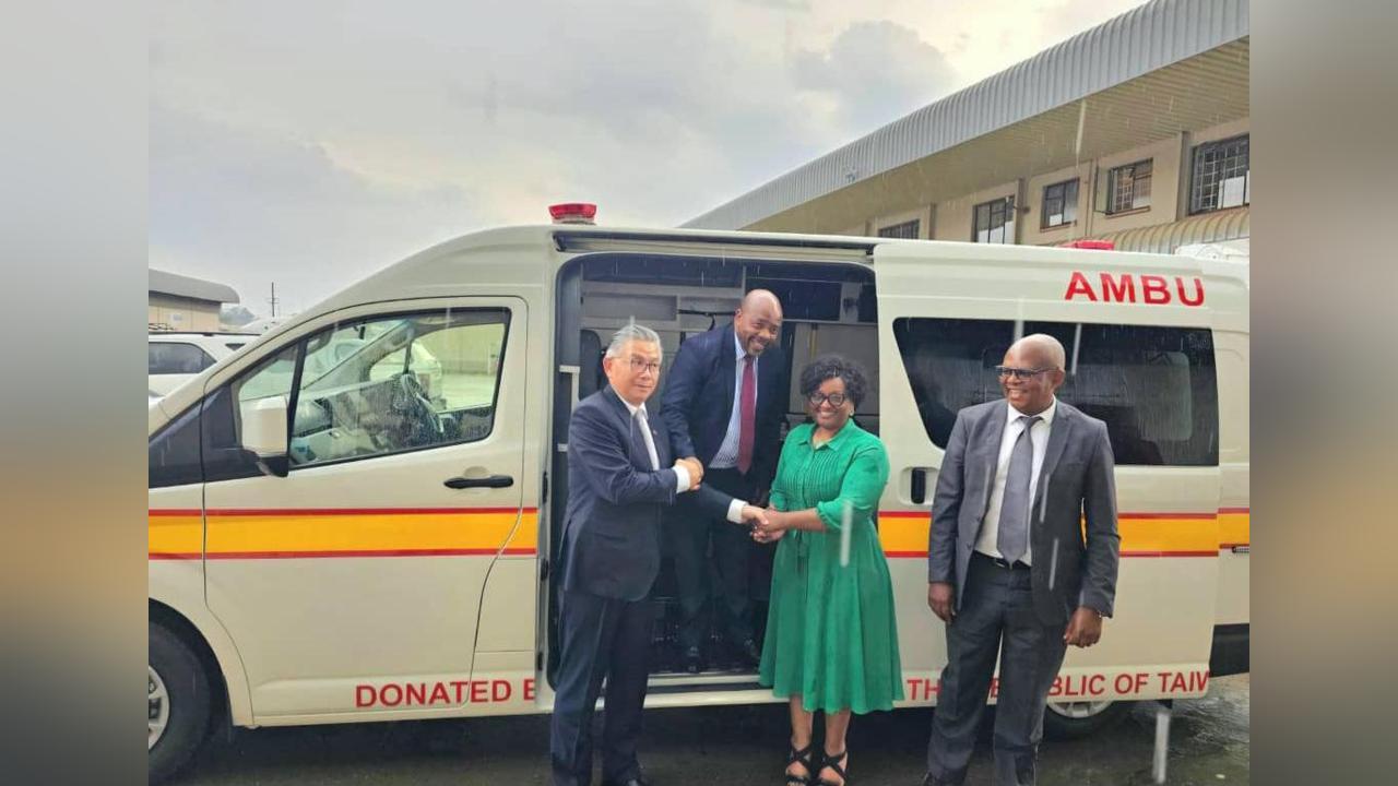 AMBULANCE CHRISTMAS GIFT FOR PHALALA OFFICE - Eswatini