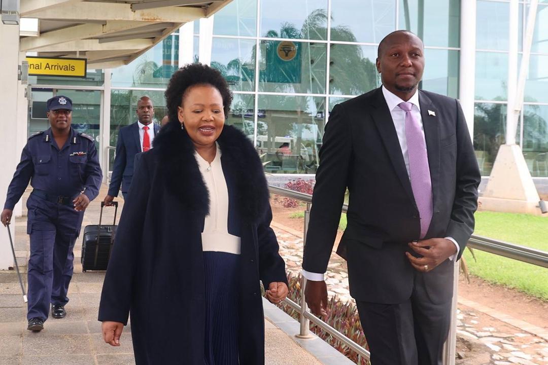Prime Minister Russell Dlamini has Arrived in Mozambique - Eswatini