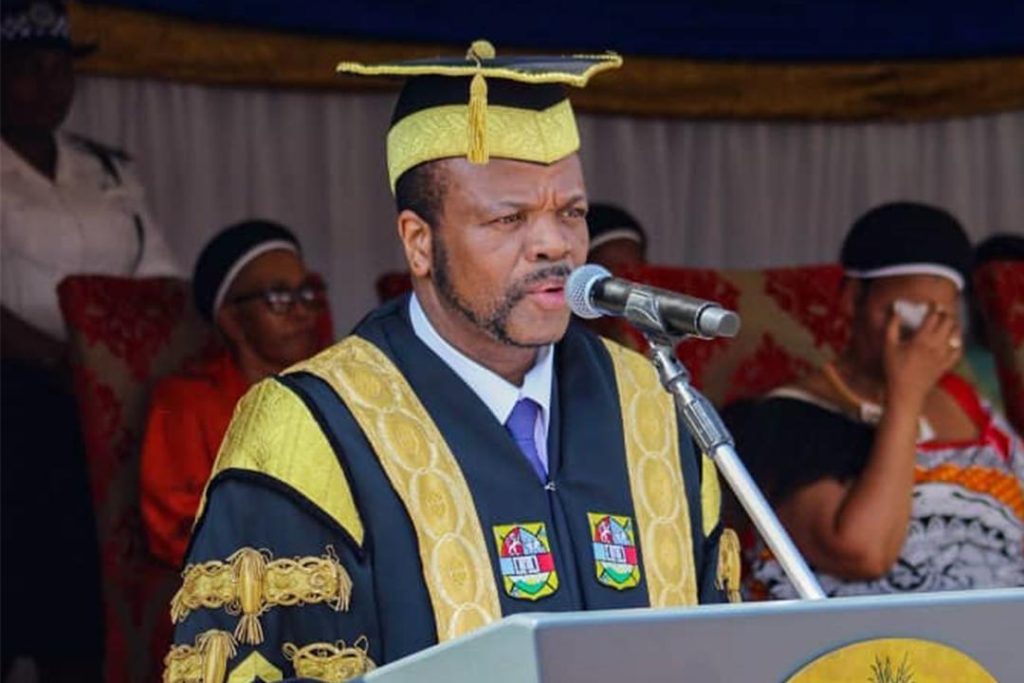Embarrassing King Mswati at UNESWA Graduation Ceremony - Eswatini