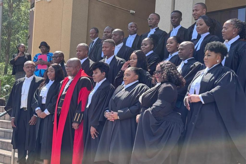 CHIEF JUSTICE WELCOMES 18 NEW ATTORNEYS - Eswatini