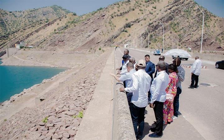 Électricité : la station électrique de Norak impressionne et son modèle ...