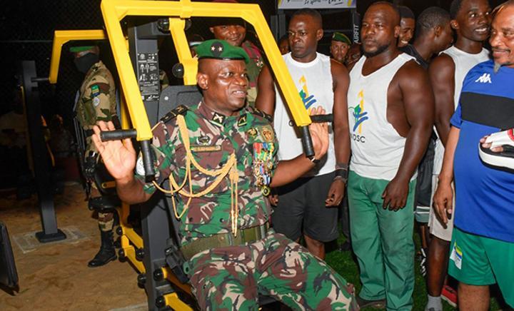 Grand Libreville : Oligui Nguema met en service le complexe multisports ...