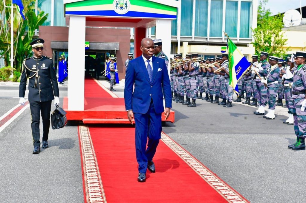 Oligui Nguéma À Bangui Pour Le Sommet CEMAC - Gabon
