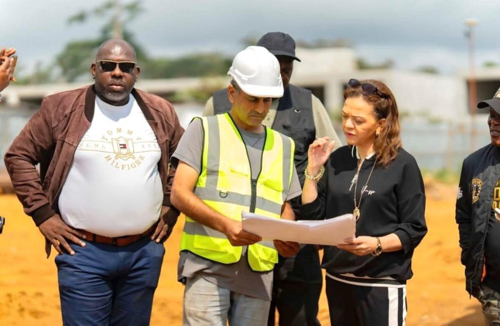 Oyem: la Ministre de la Santé sur le Chantier du Futur CHU - Gabon