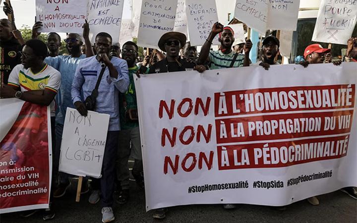 Sénégal Durcit Sanctions Contre Homosexualité - Gabon