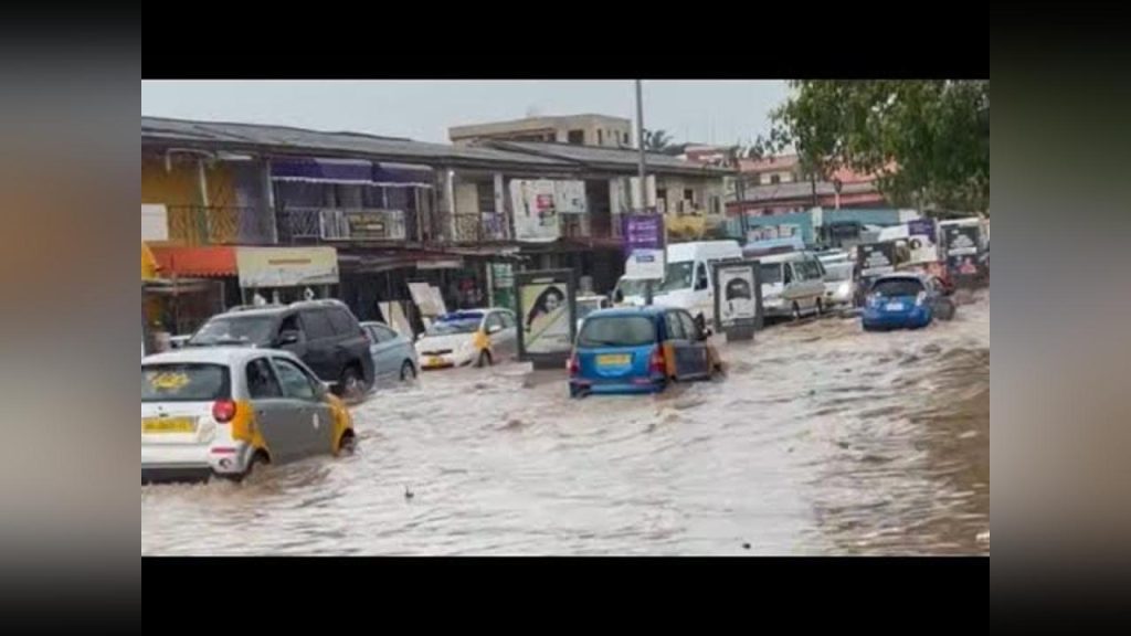Parts of Accra flooded after hours of heavy rain - Ghana