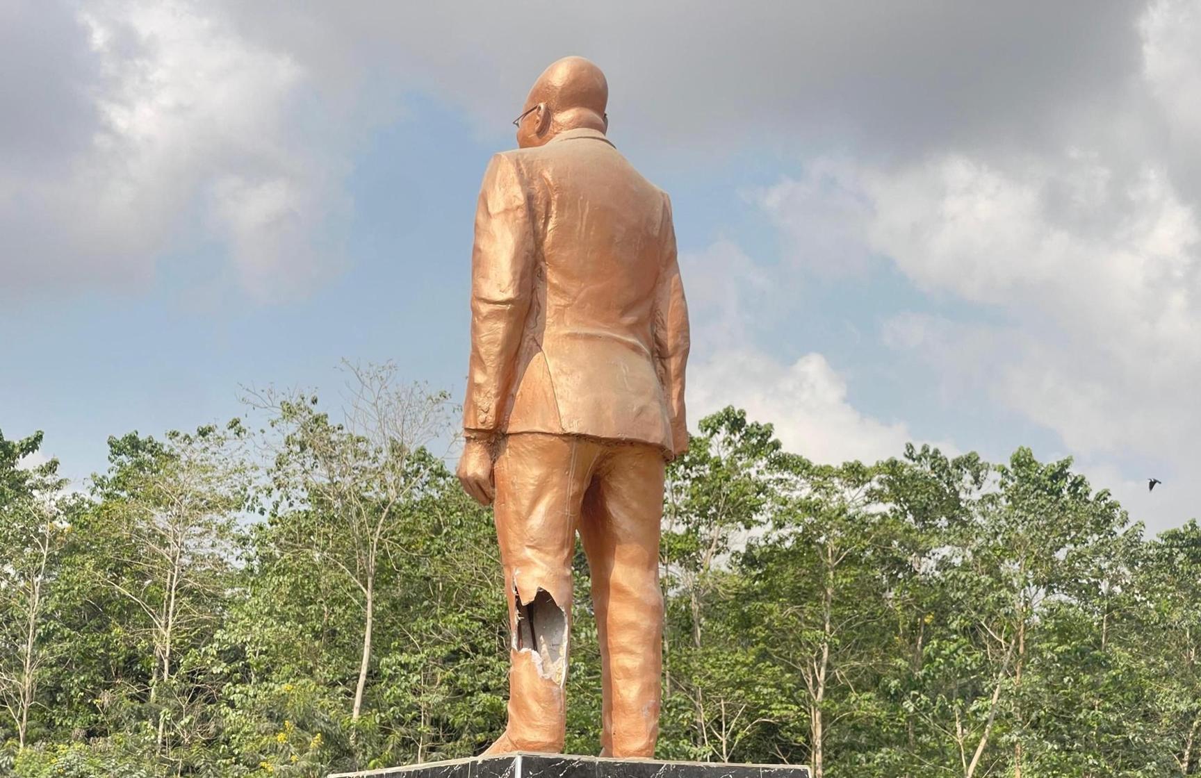 Part of President Akufo-Addo’S Statue in Sekondi-Takoradi Damaged - Ghana