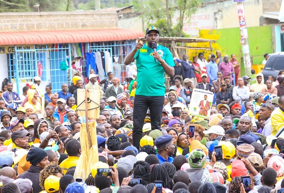 Uhuru didn't build bridges, tortured Ruto for 4 years - Murkomen - kenya