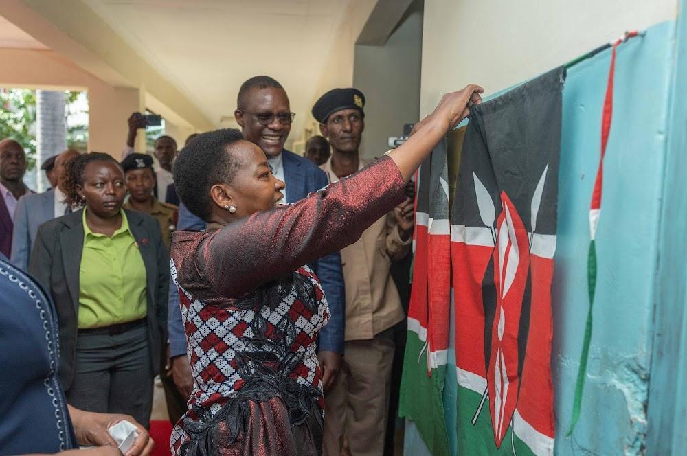 [PHOTOS] Rachel Ruto launches Jitume Digital Hub at Butere Girls - kenya