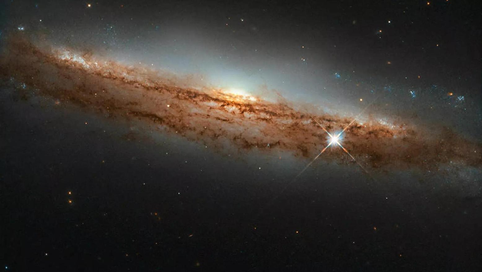 Researchers Spot Giant Gas ‘Pipeline’ Feeding Behemoth Galaxies and ...