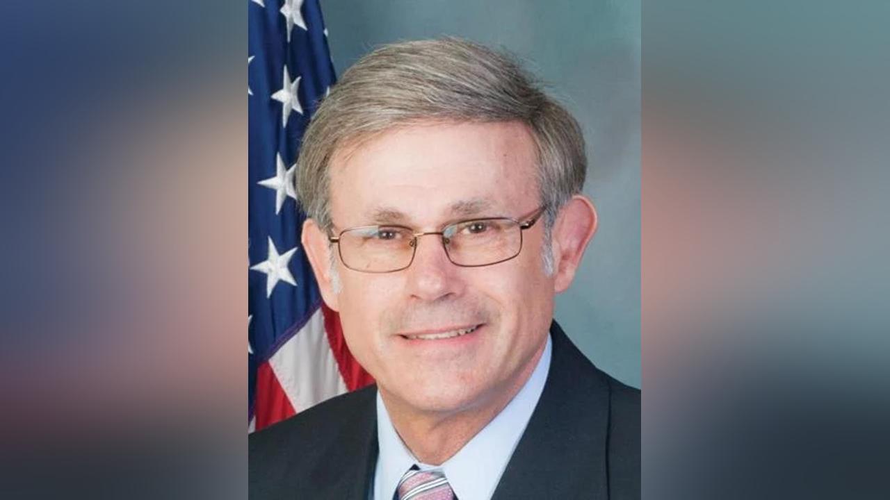 𝗛𝗼𝘂𝘀𝗲 w𝗲𝗹𝗰𝗼𝗺𝗲𝘀 𝗖𝗼𝗻𝗴𝗿𝗲𝘀𝘀𝗺𝗮𝗻 𝗗𝗮𝘃𝗶𝗱 𝗛. 𝗭𝗶𝗺𝗺𝗲𝗿𝗺𝗮𝗻 𝘁𝗼 𝗟𝗶𝗯𝗲𝗿𝗶𝗮 - Liberia