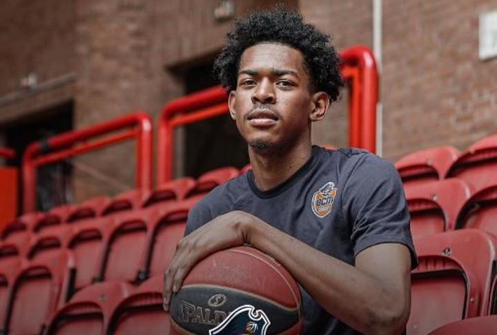 JERRY RABIBISOA – « Il faut que je bosse durement » - Madagascar