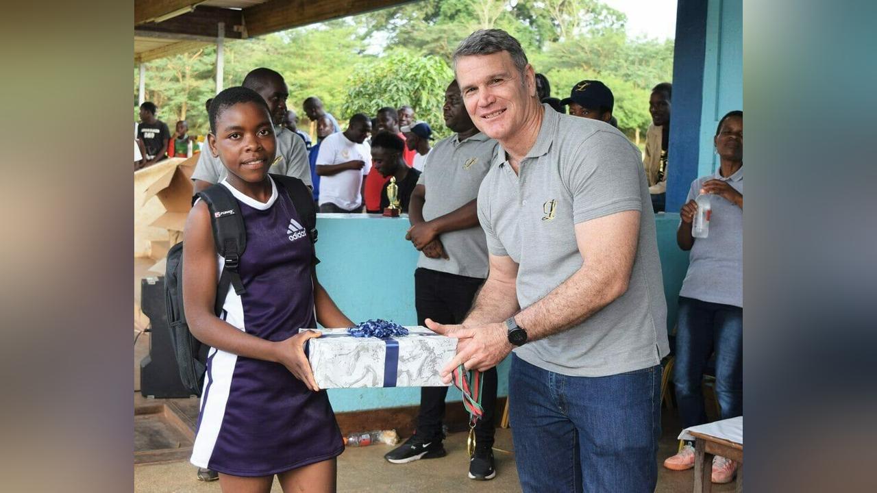 Malawi Govt lauds Limbe Leaf for sports development - Malawi