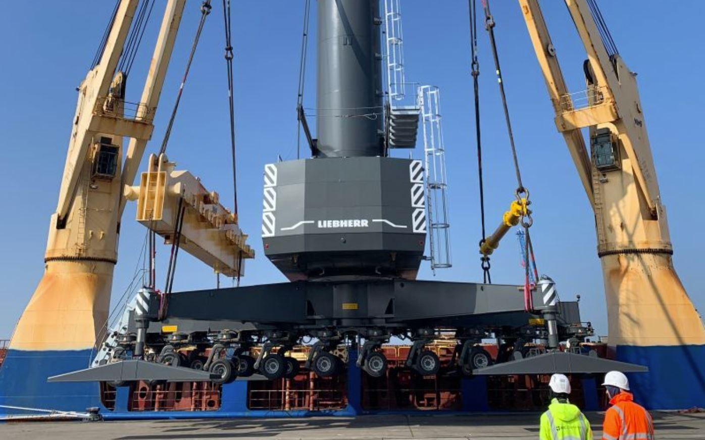 New mobile cranes for Maputo port - Mozambique