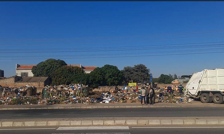 The Day Disgruntled Citizens Blocked Maputo Ring Road with Uncollected ...