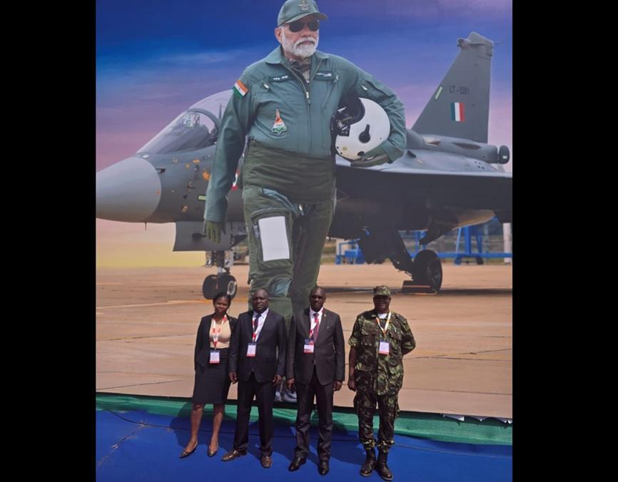 Defence Ministry delegation at the ‘Aero India 2025’ air show - Mozambique