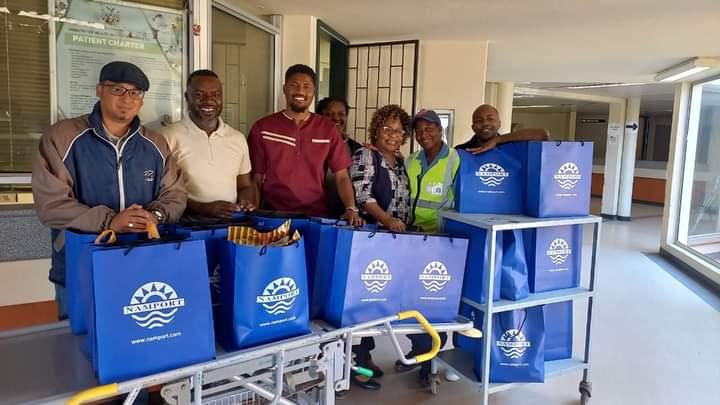 Walvis Bay couple showers patients with gifts - Namibia
