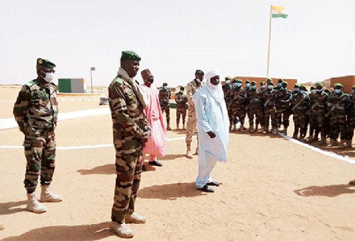 Mission du ministre de la Défense Nationale à Dirkou et Madama ...