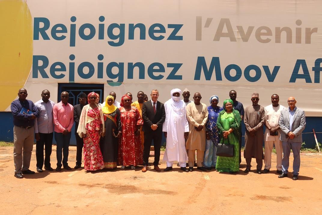 Le ministre de la communication dans les locaux d’Airtel Niger et Moov ...