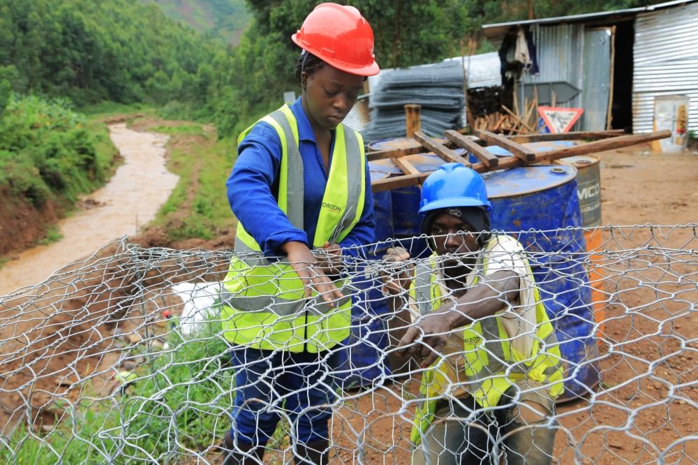 The role of Rwandan youth in infrastructure development - Rwanda