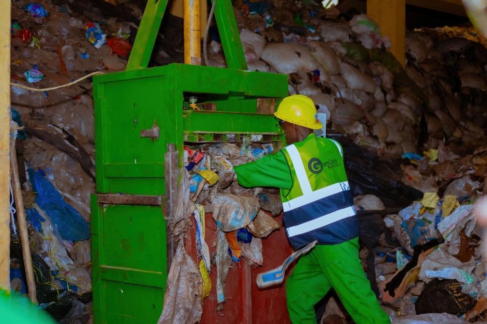 Recycling waste: How to transform trash into treasure - Rwanda
