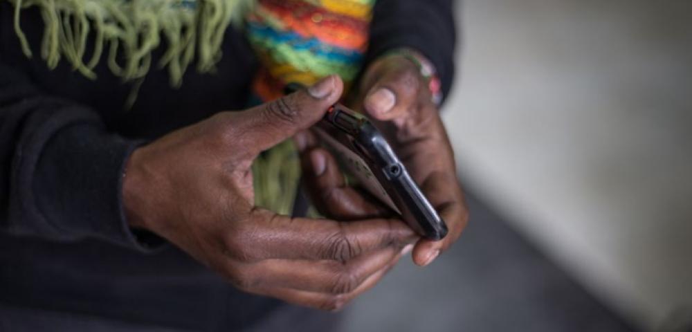 Bridging the digital divide: How phones are unlocking economic ...