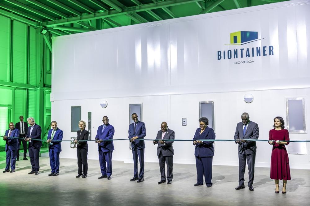 Rwanda unveils BioNTech’s first vaccine manufacturing plant in Africa ...