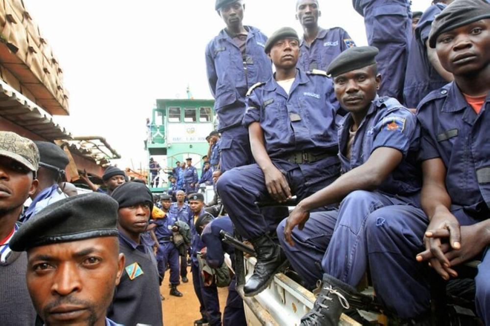 Uganda hands over DR Congo police officers - Rwanda