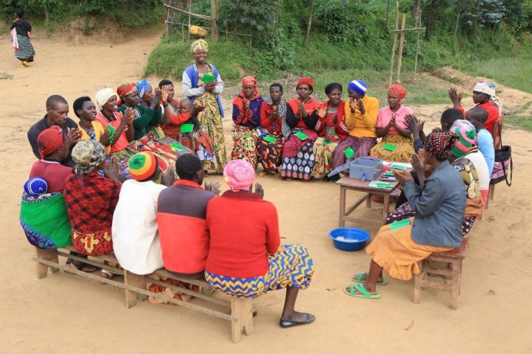 Gisagara families turn to savings groups to fight poverty - Rwanda