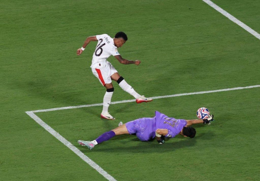 Yassine Bounou, Portier Décisif de la Coupe du Monde - São Tomé e Príncipe