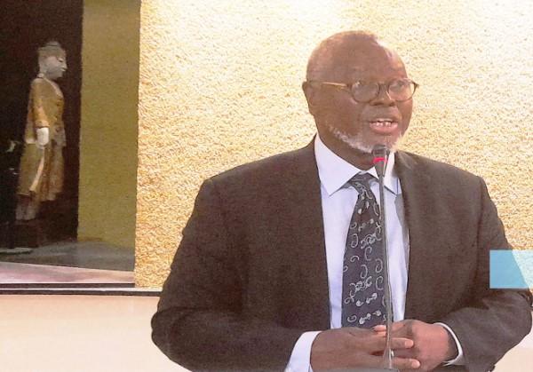 Présidentielle 2024 Alioune Tine Insiste Sur La Question De L