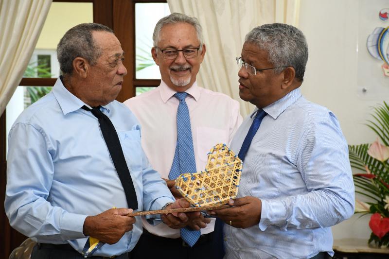 President hails artisanal fishermen’s contributions to fishing industry ...