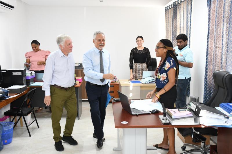 Minister Ferrari visits renovated SFA building - Seychelles