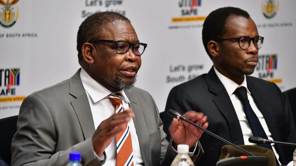 South Africa Borrowing R1 5 Billion Per Day South Africa south-africa-borrowing-r1-5-billion-per-day-south-africa