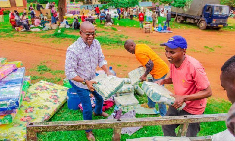 Mtwara donates relief items to Katesh mudslide victims - Tanzania