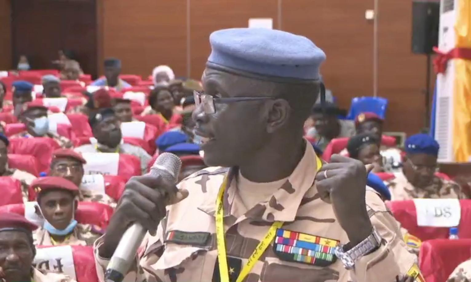 les appels à démilitariser l'administration territoriale font réagir ...