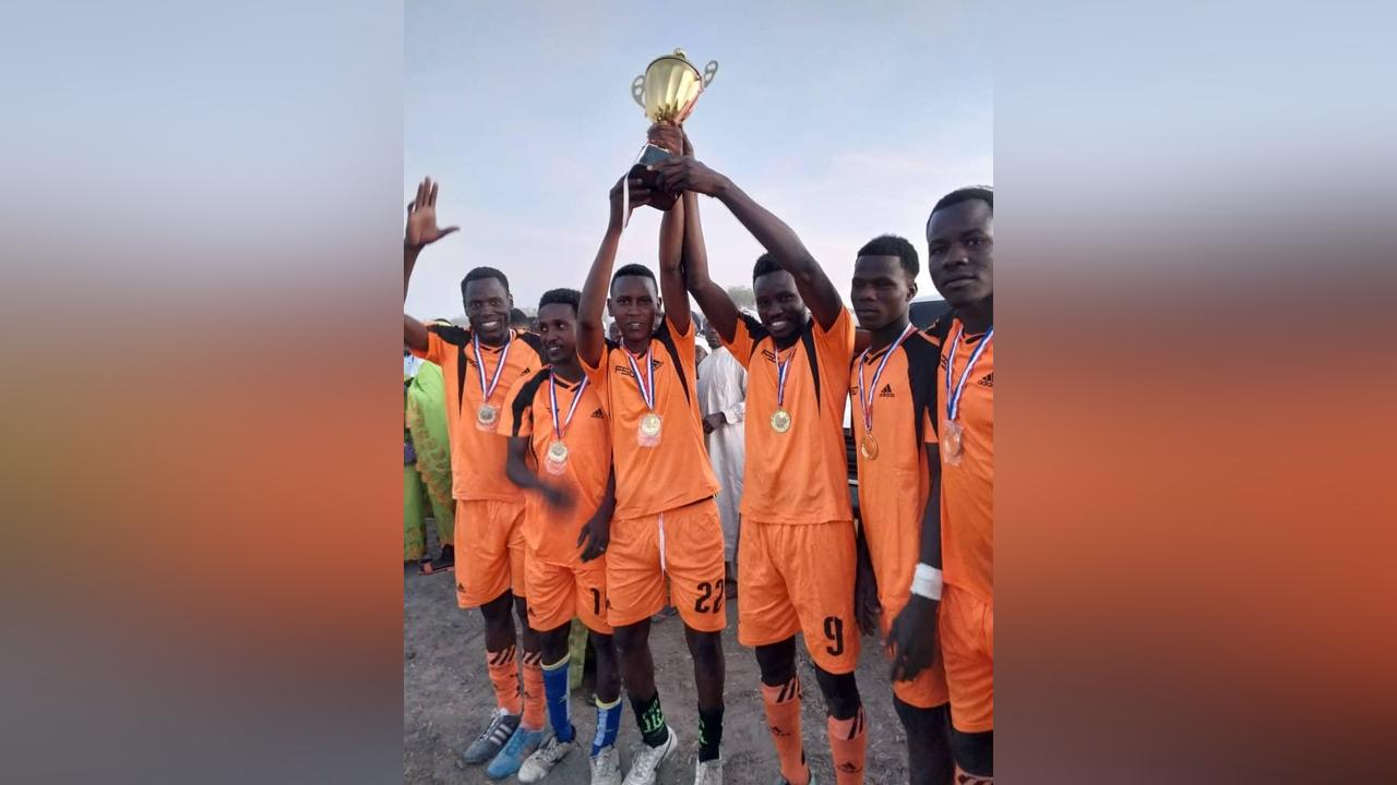 N'Djamena Bilala remporte le trophée du 1er festival culturel, social ...