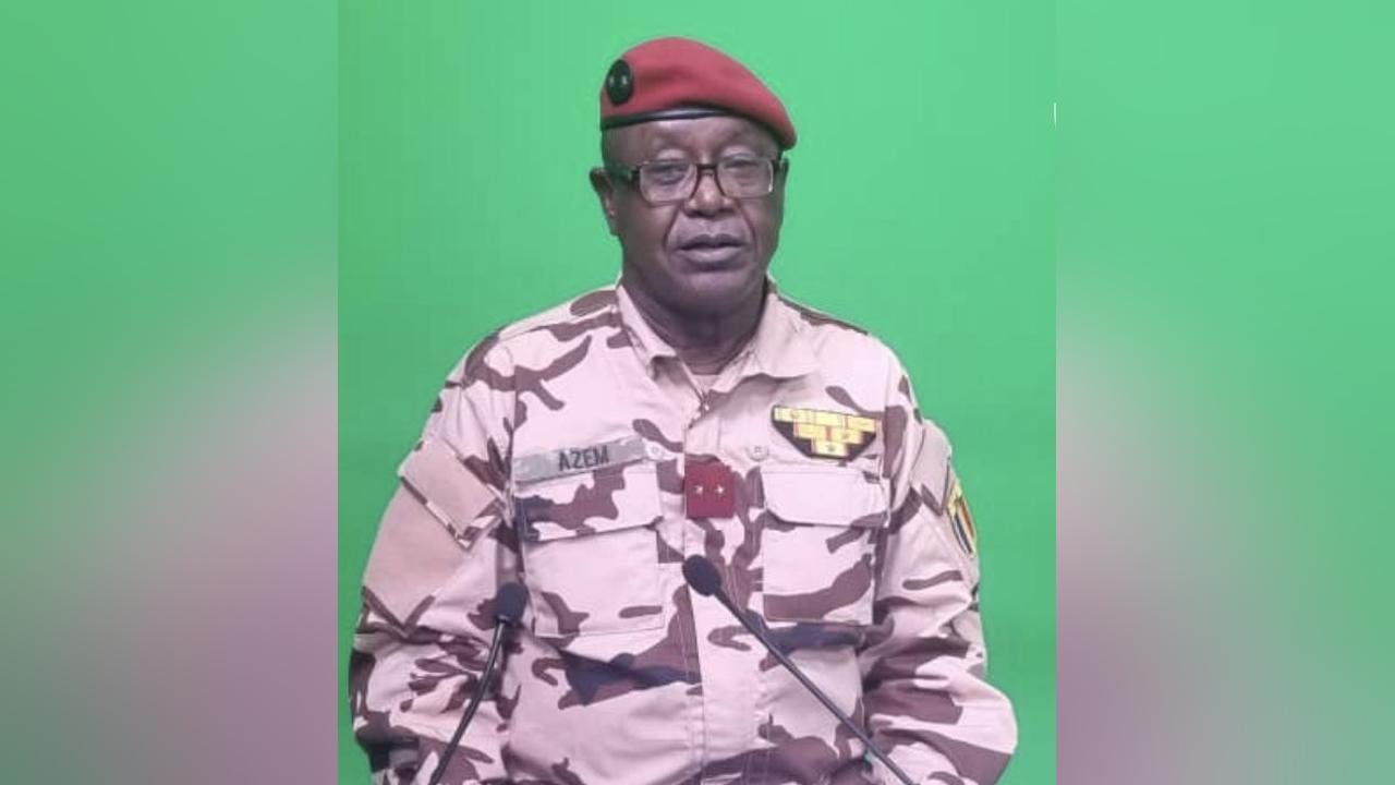 le Général de Division Azem Bermandoa Agouna est admis à la retraite ...