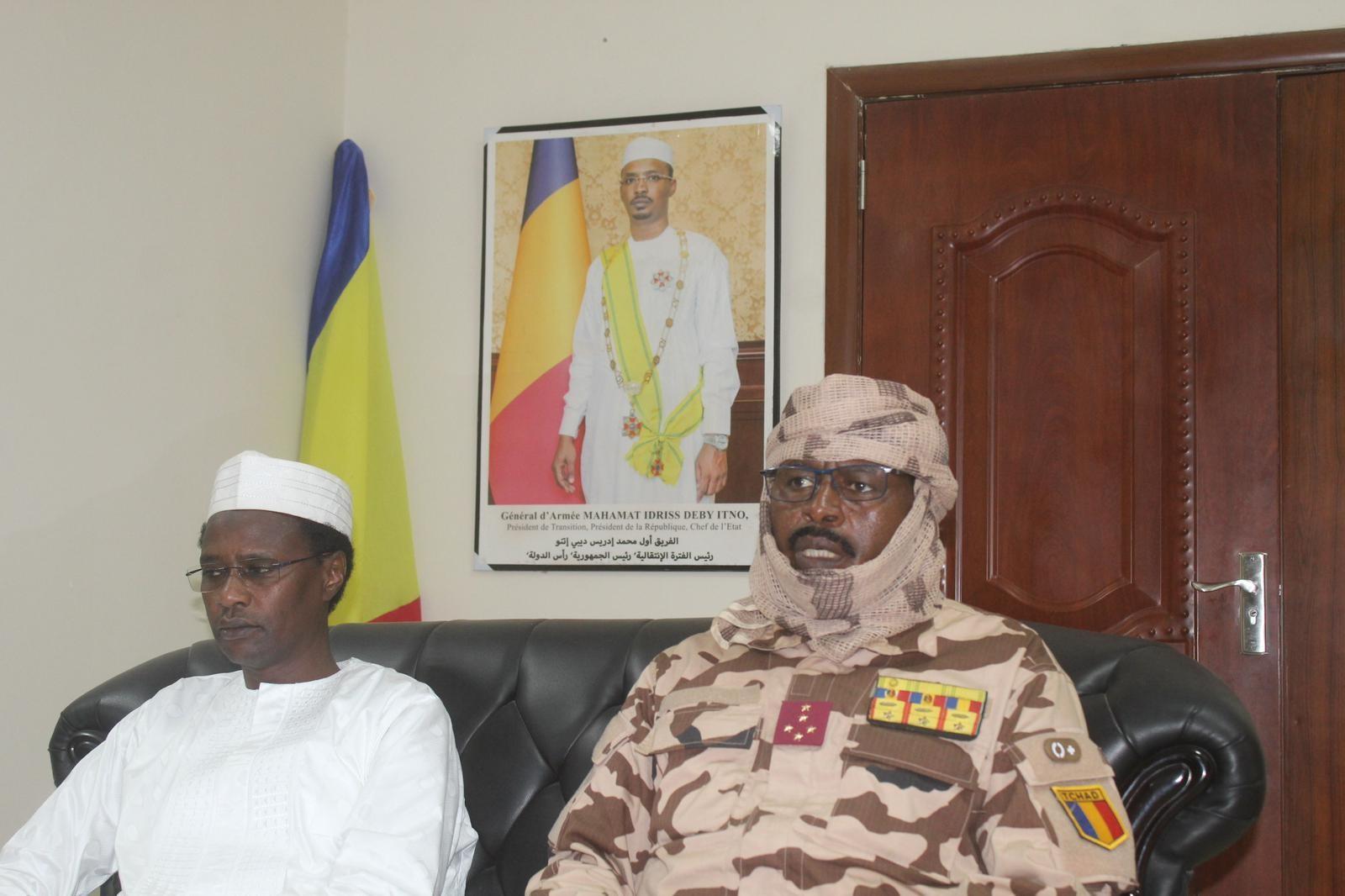 Le CEMGA en mission de travail à Mao, au Kanem - tchad