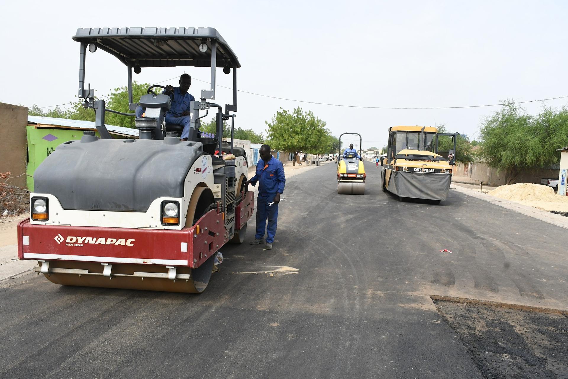 Bitumage de la Rue Réliant Patte d'Oie à Farcha en cours - tchad